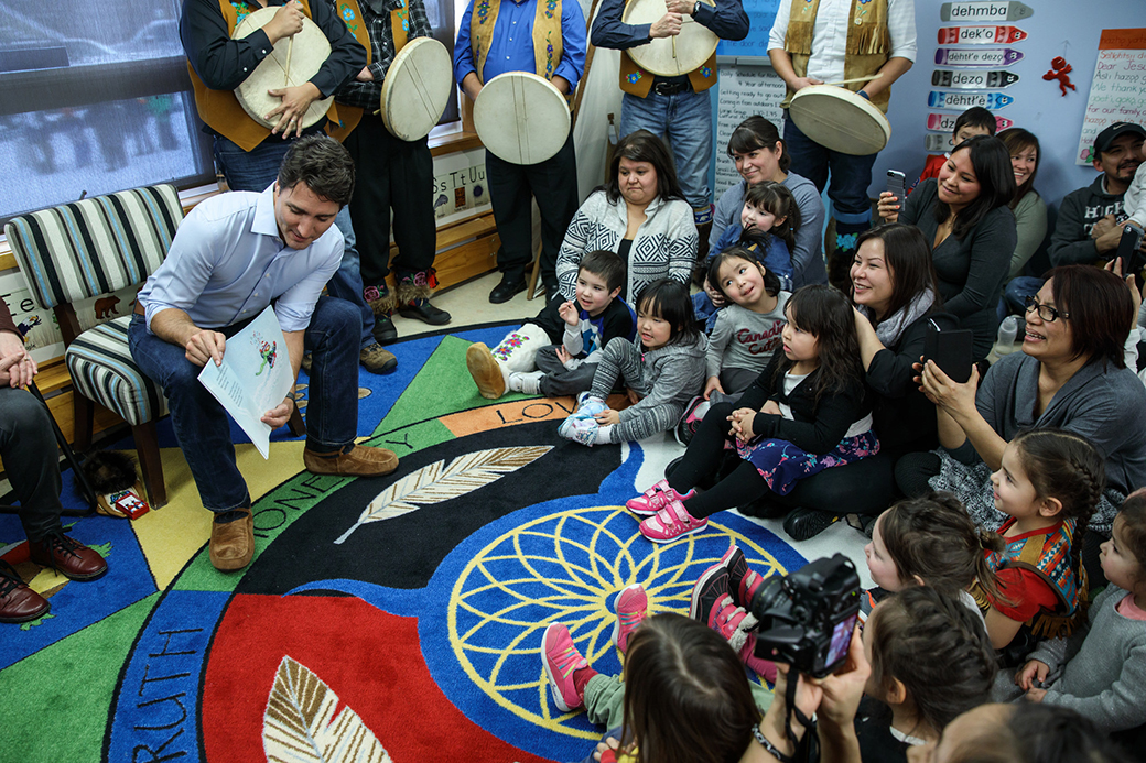 Prime Minister Justin Trudeau visits the Aboriginal Head Start Program ...
