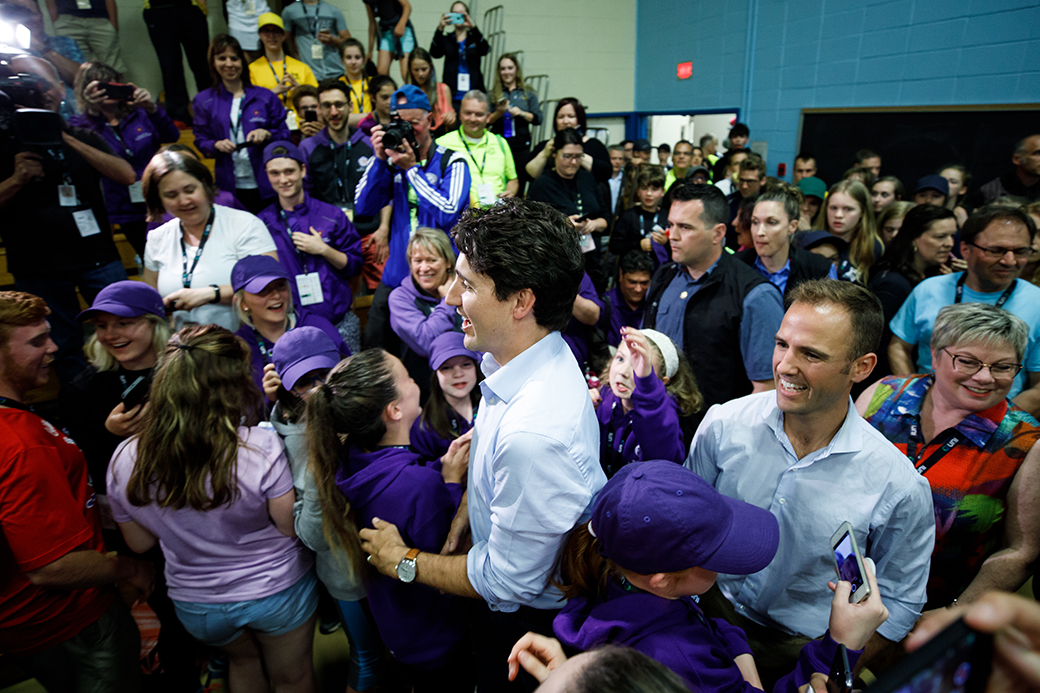 Prime Minister Justin Trudeau visits with athletes competing in the 38e ...