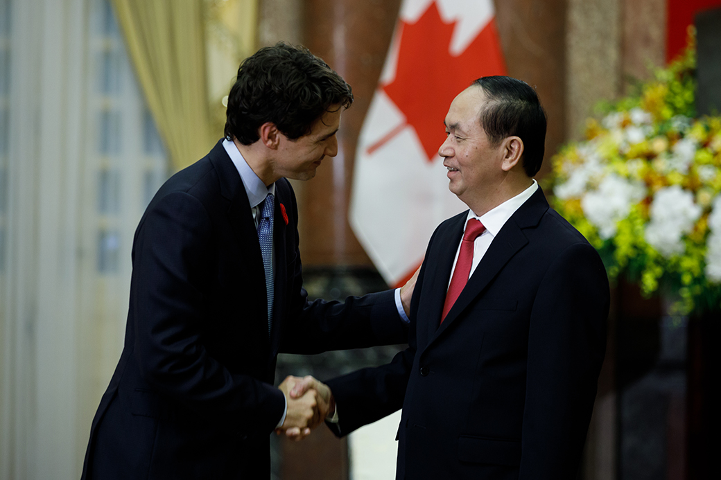 Prime Minister Justin Trudeau meets with the President of Vietnam, Trần ...