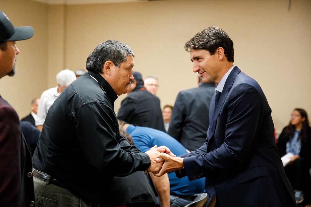 Prime Minister Justin Trudeau and Minister Ralph Goodale meet with the ...