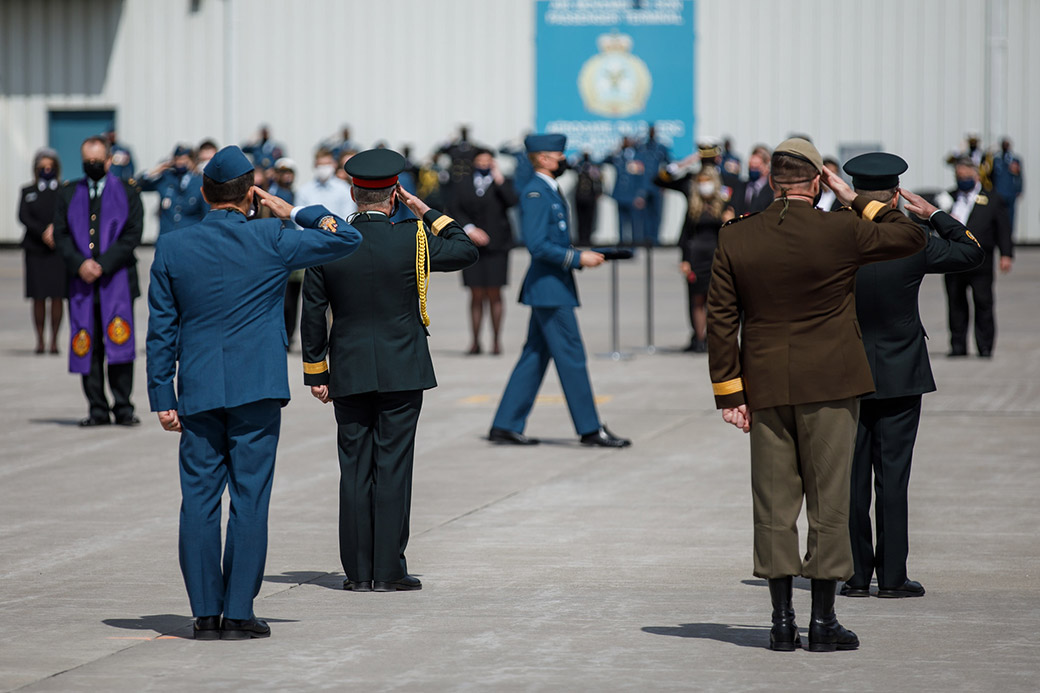 PM Trudeau attends the repatriation ceremony for the six Canadian Armed ...