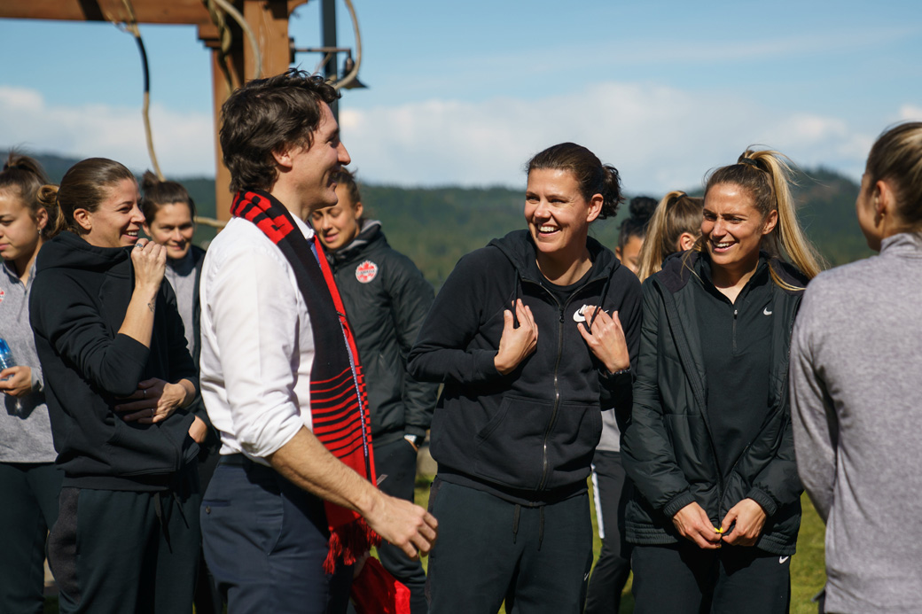 Prime Minister Justin Trudeau speaks with the Canadian women’s soccer ...